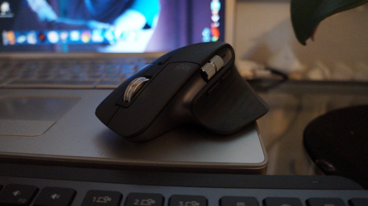 MX Keys and MX Master 3 Review on MorphOS - Amitopia